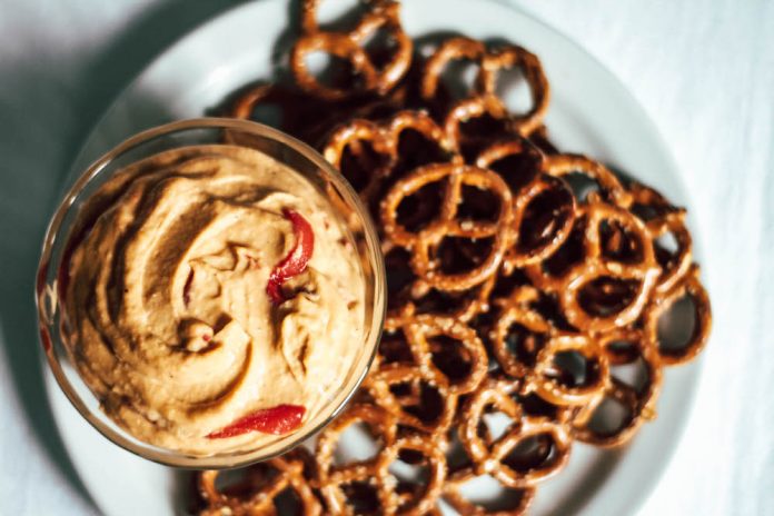 8 Best Snacks For Runners - The Fitness India Show